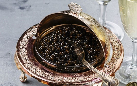 Cómo degustar un espumante - Mumm